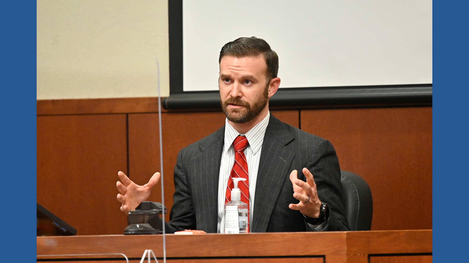 Federal judge dismisses charges against ex-Louisville officers who ...