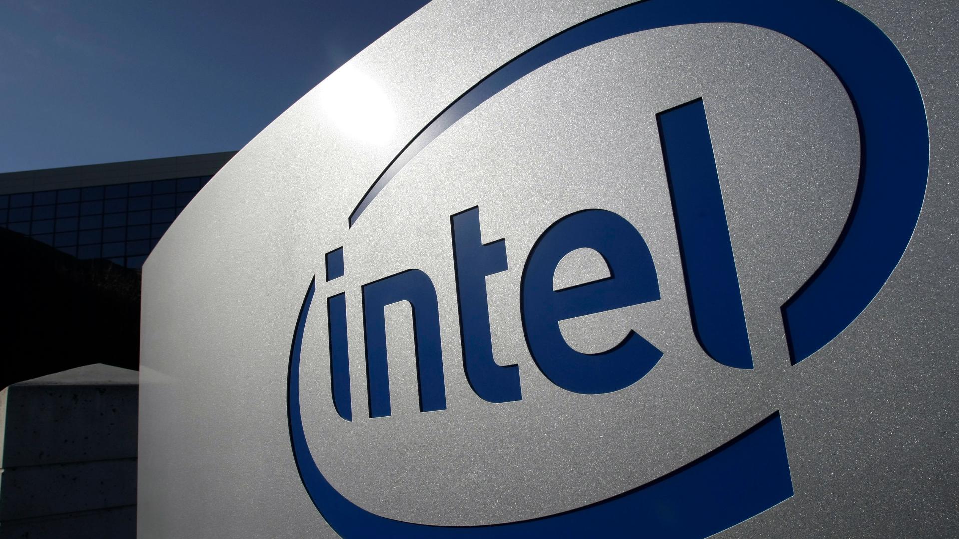 Trump: Intel to give US a stake in its company | kens5.com