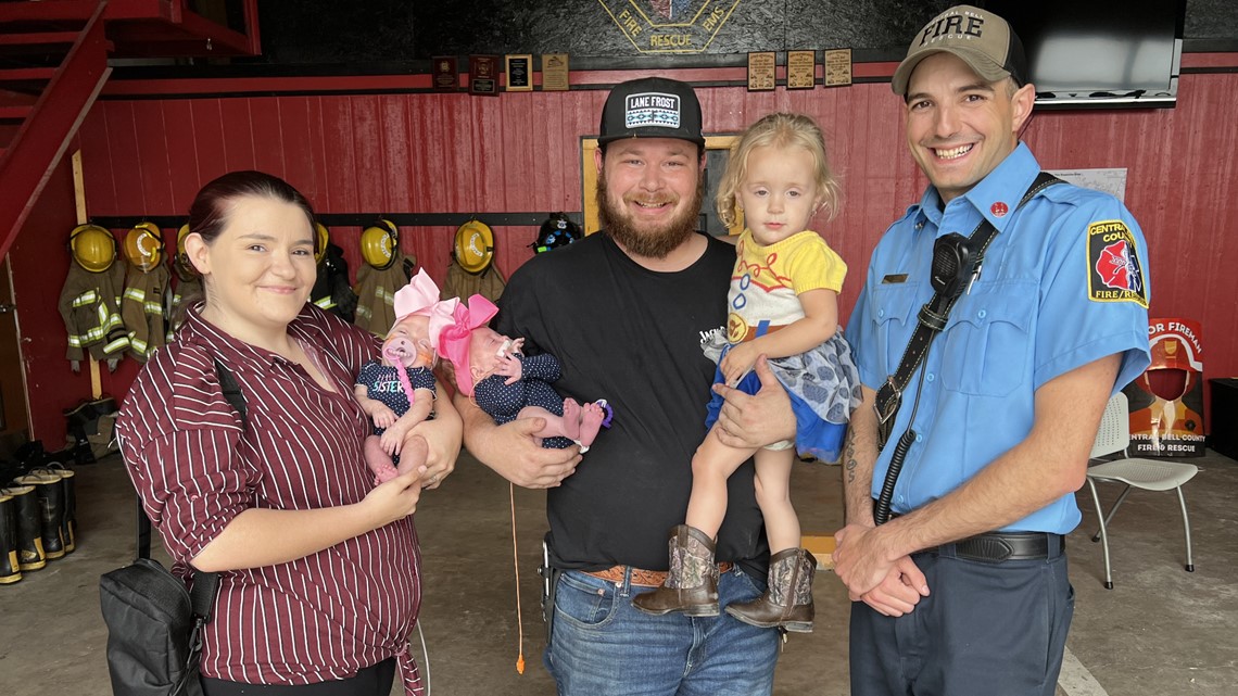 Central Texas first responders meet twins they delivered | kens5.com