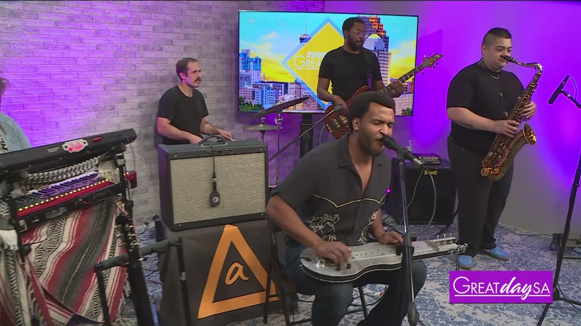 Aaron Stephens live in studio | Great Day SA | kens5.com