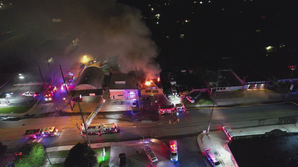 Aerial video of I-10 and Hildebrand fire | kens5.com