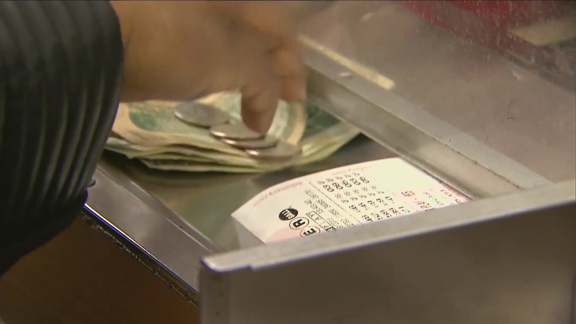 Arkansas resident wins nearly $2B Powerball Jackpot | kens5.com