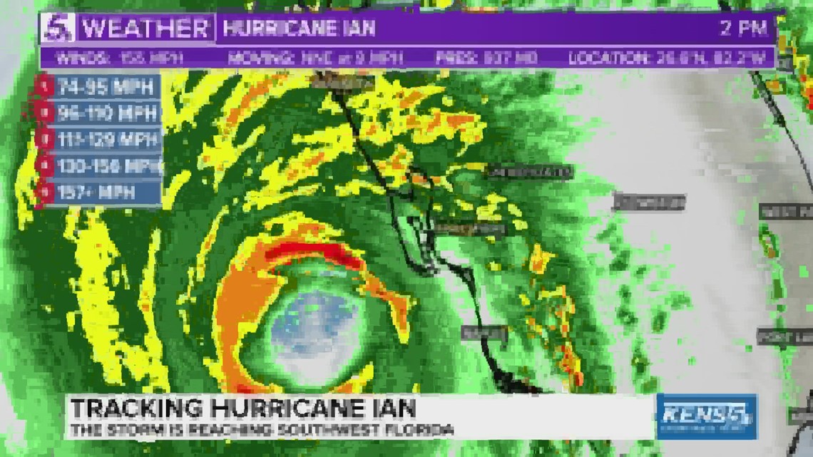 Hurricane Ian making landfall in Southwest Florida as a Category 4 ...