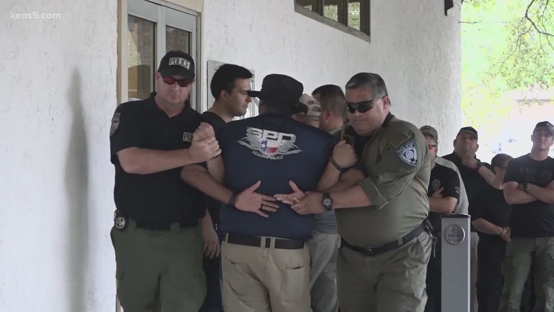 Suburban law enforcement agencies form new tactical team to respond to ...