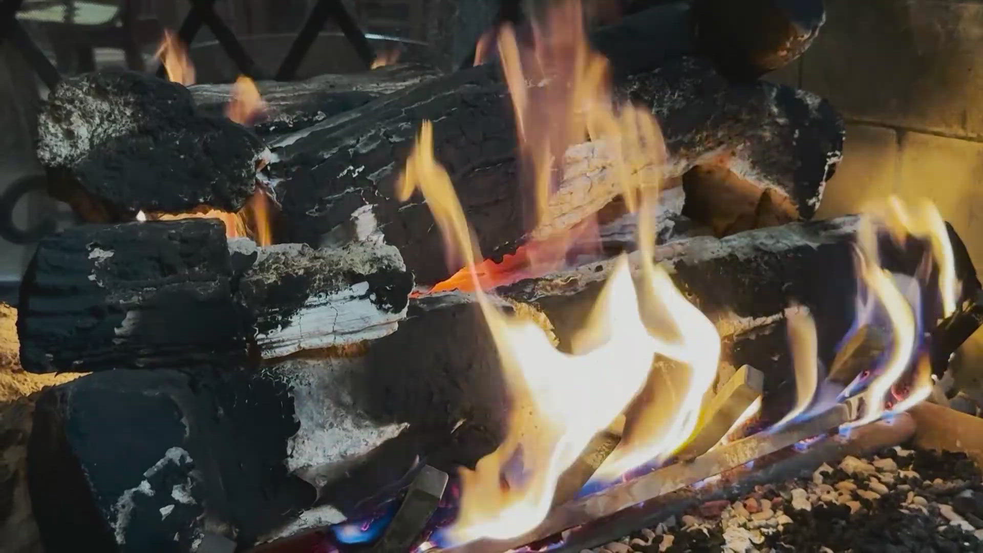 Tips for homeowners on how to avoid fires as temps drop drastically ...