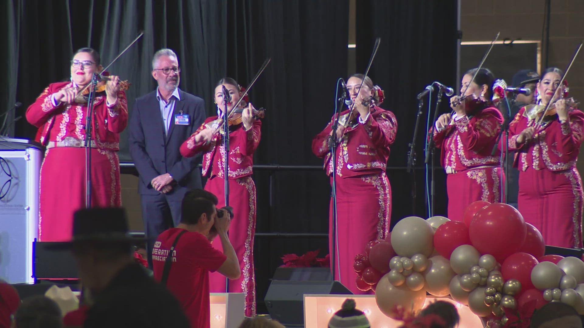 H-E-B's Feast of Sharing fed thousands of families in San Antonio for ...