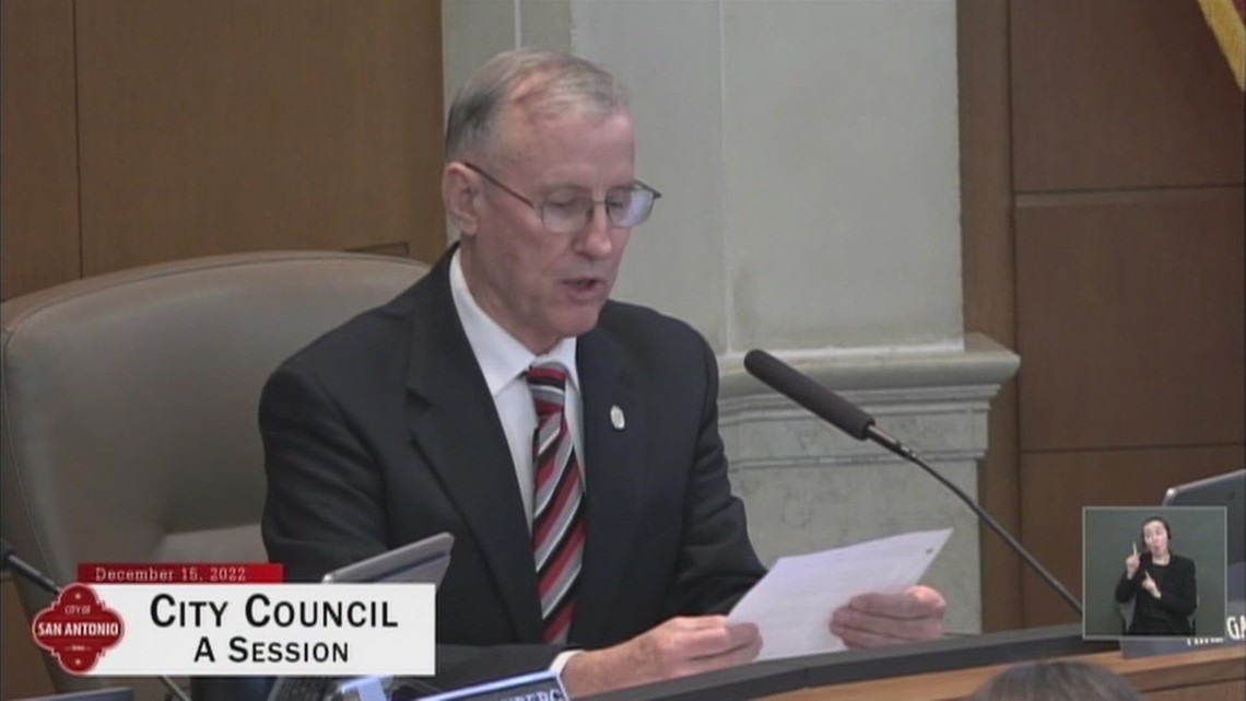 Mike Gallagher makes debut as temporary District 10 councilman | kens5.com