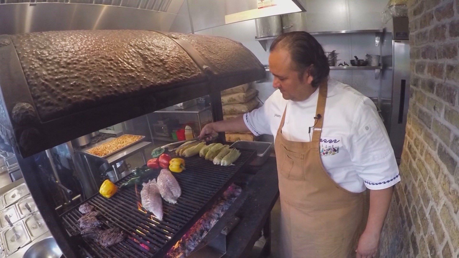 People Who Make SA Great: Chef Johnny Hernandez | kens5.com