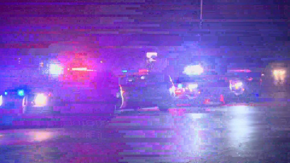 Woman slipped out of handcuffs, smashed window on deputy's cruiser ...