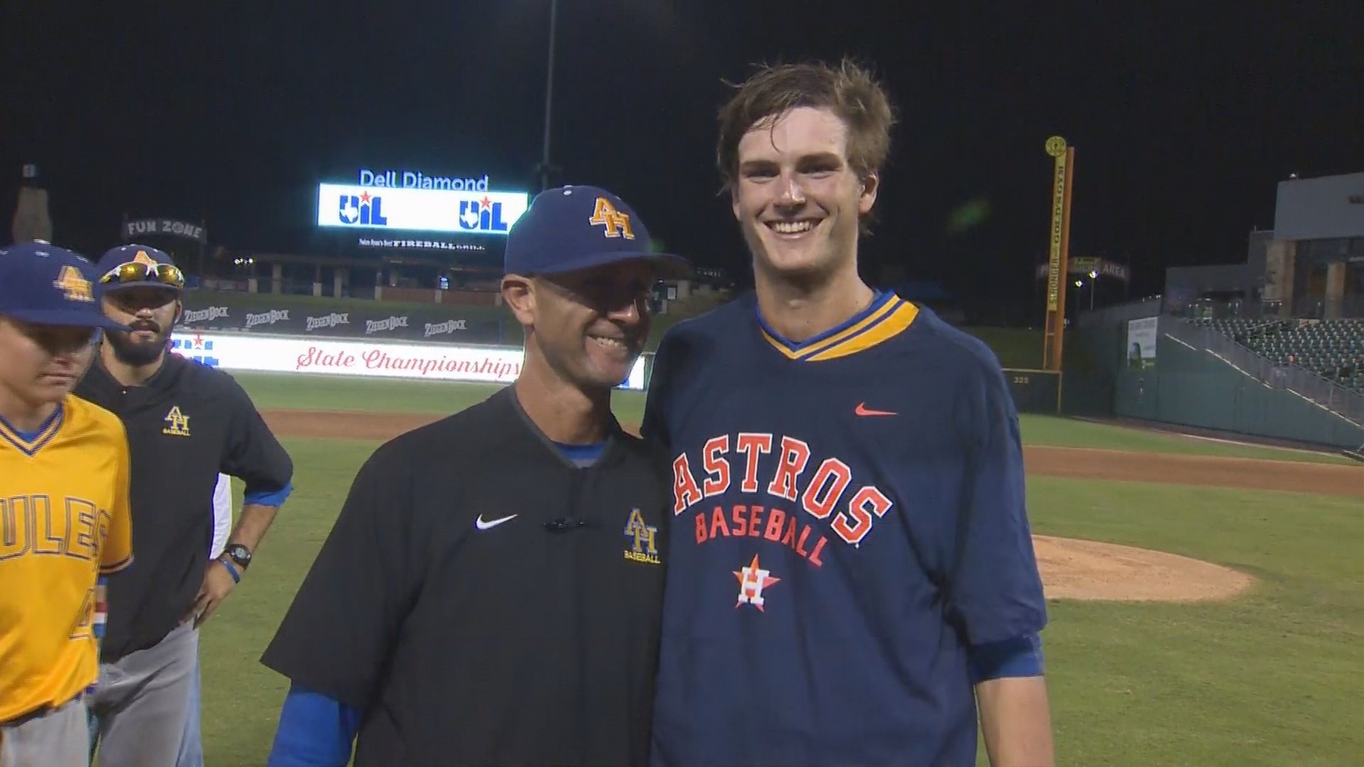 Baseball player from Alamo Heights gets long-awaited call to play for ...