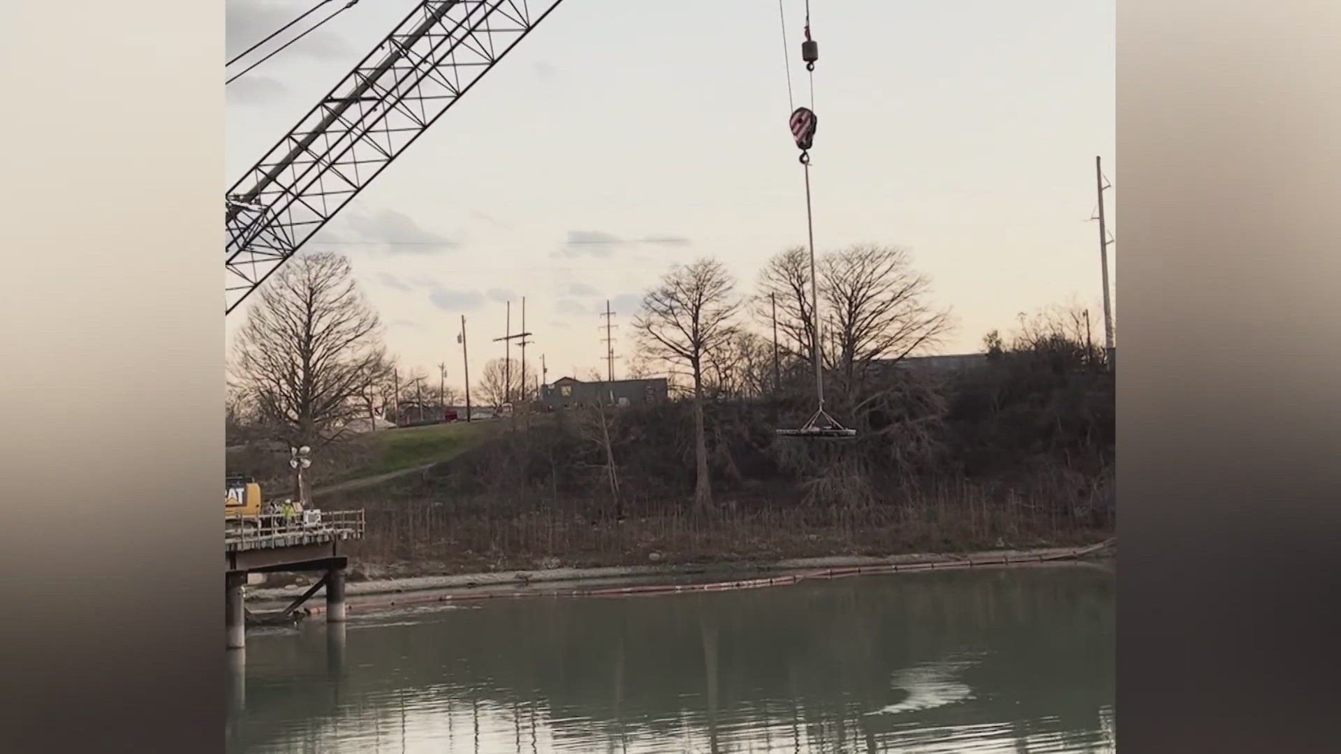 Diver trapped under 20 feet of water saved from McQueeney Dam | kens5.com