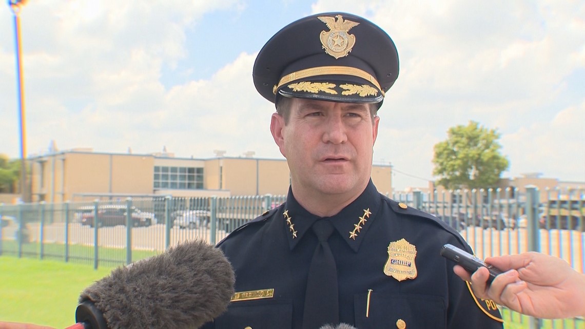 SAPD's assistant chief of police expected to retire on Friday | kens5.com