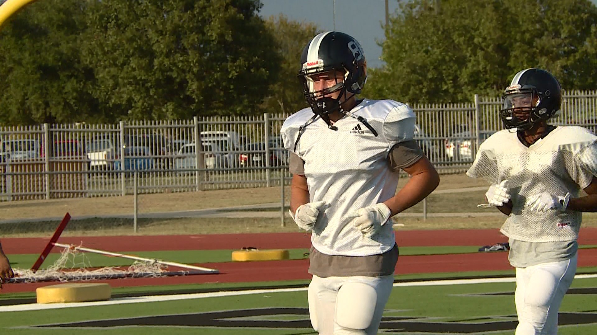 Ponder providing important example at Steele High School | Player ...