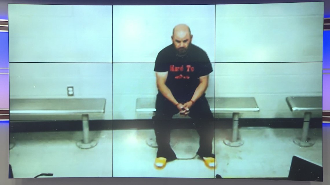 Video Shows Man Who Allegedly Shot Two Sapd Officers