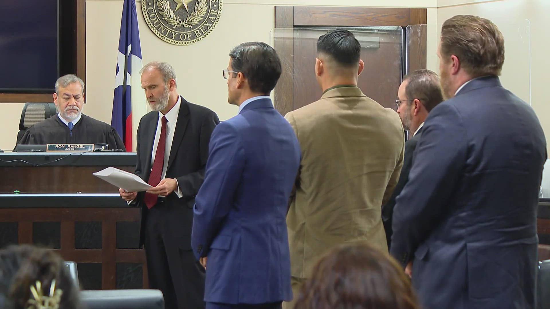 Tensions flare on day 1 of trial for former SAPD officers in 2023 ...