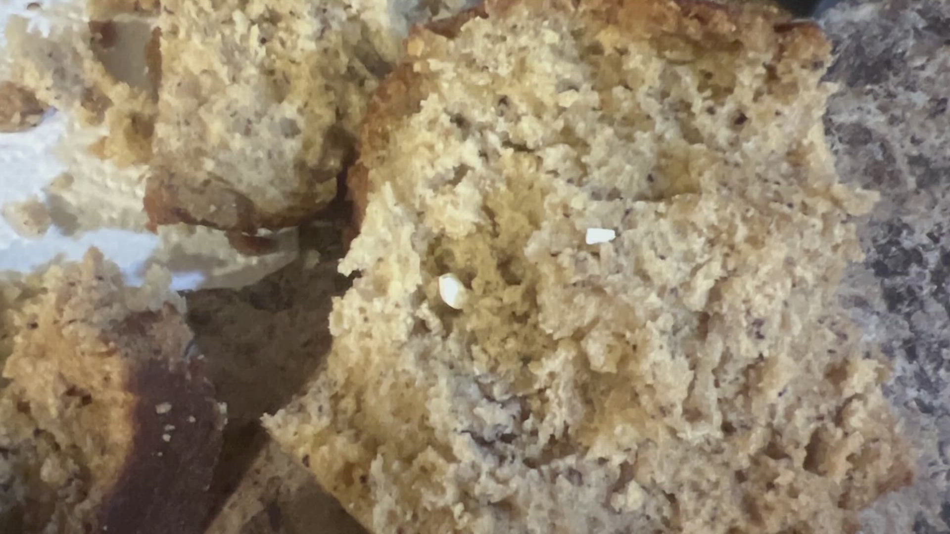 Pleasanton PD warns against buying suspicious banana bread | kens5.com