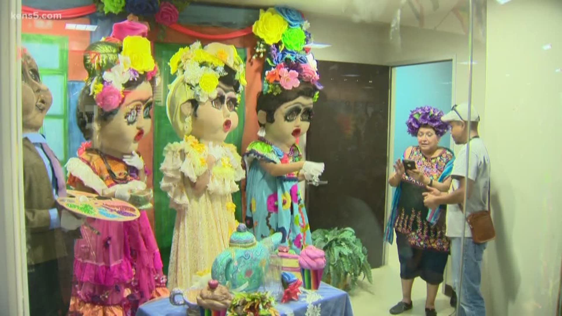 Frida Kahlo fans flock to fourth annual Frida Fest | kens5.com