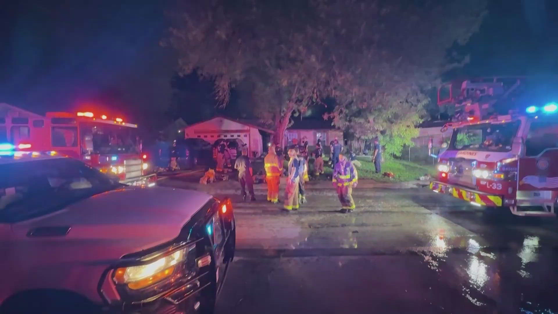 SAFD: Family escapes west-side house fire with no injuries | kens5.com