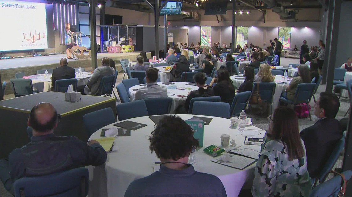 Authenticity of certain Alamo artifacts donated by Phil Collins facing ...