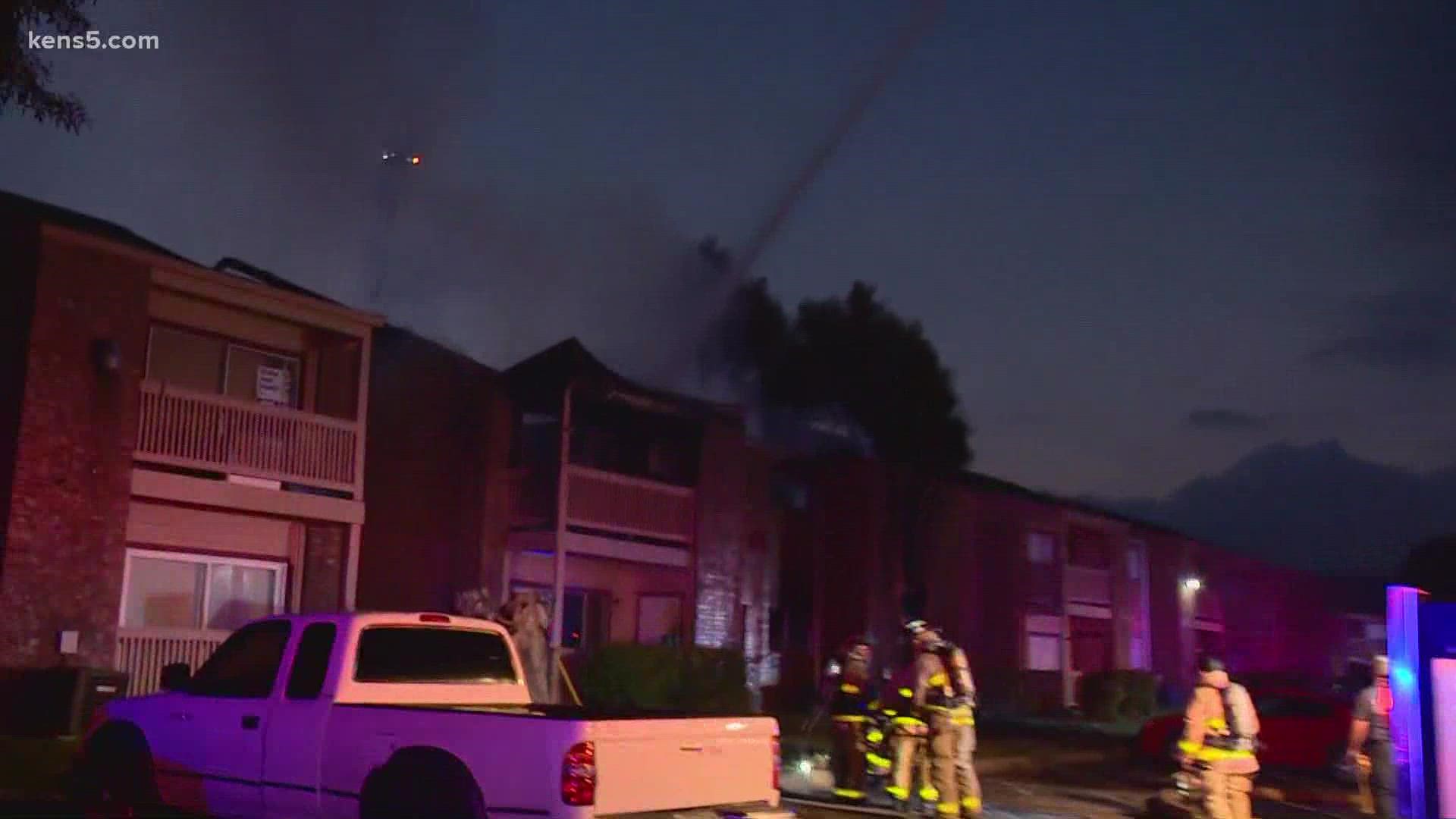 Apartment fire on the northwest side of San Antonio | kens5.com