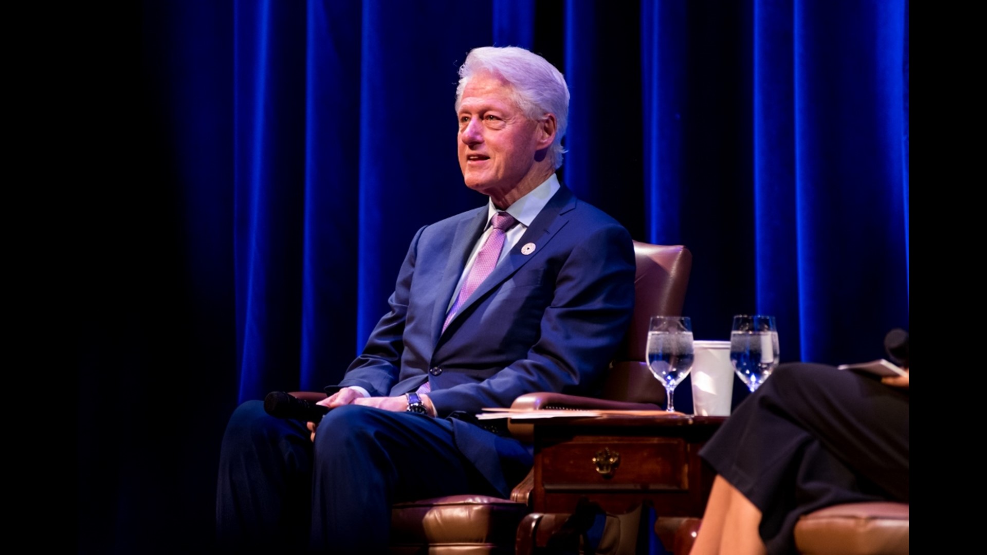 Friends for 45 years create special memory to see Bill Clinton in San ...