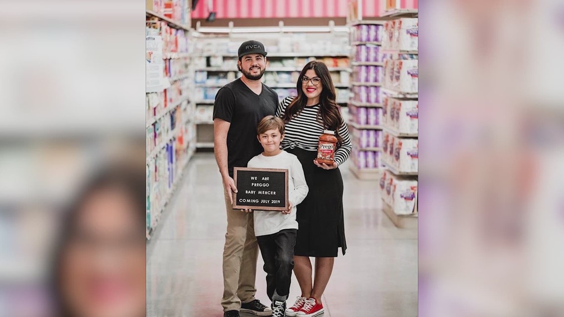Couple celebrates pregnancy with cute HEB photo shoot | kens5.com