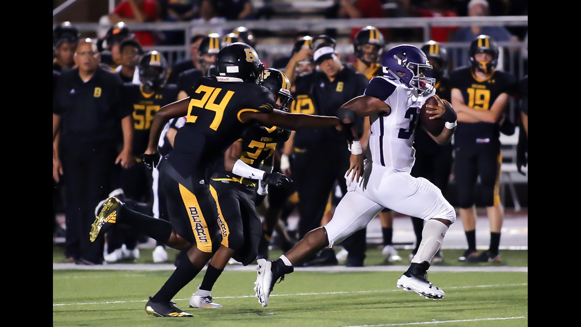 PHOTOS: Warren Warriors defeat Brennan Bears 33-21 | kens5.com