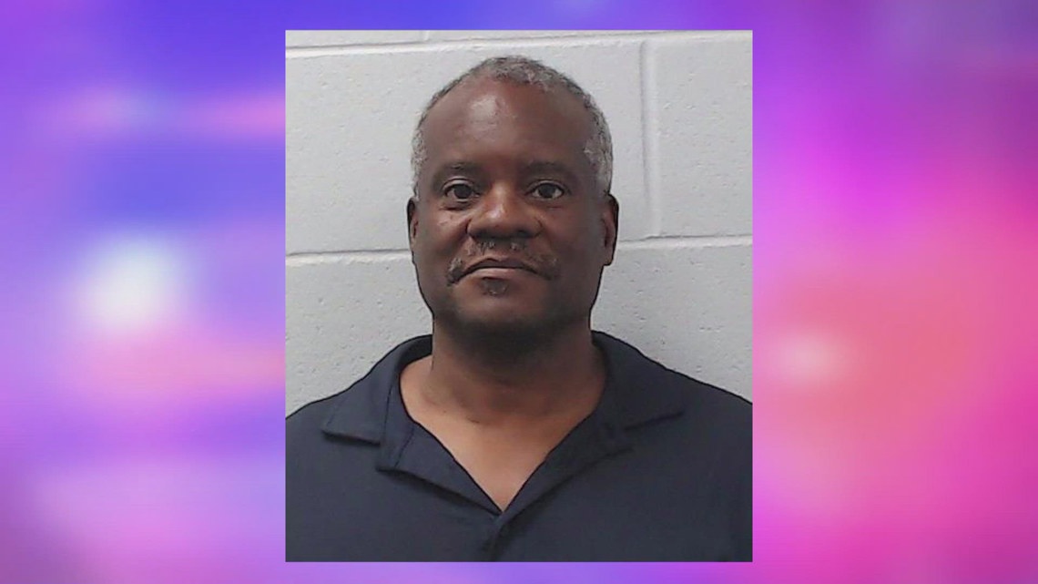 Former leaders of San Antonio firefighters union indicted | kens5.com
