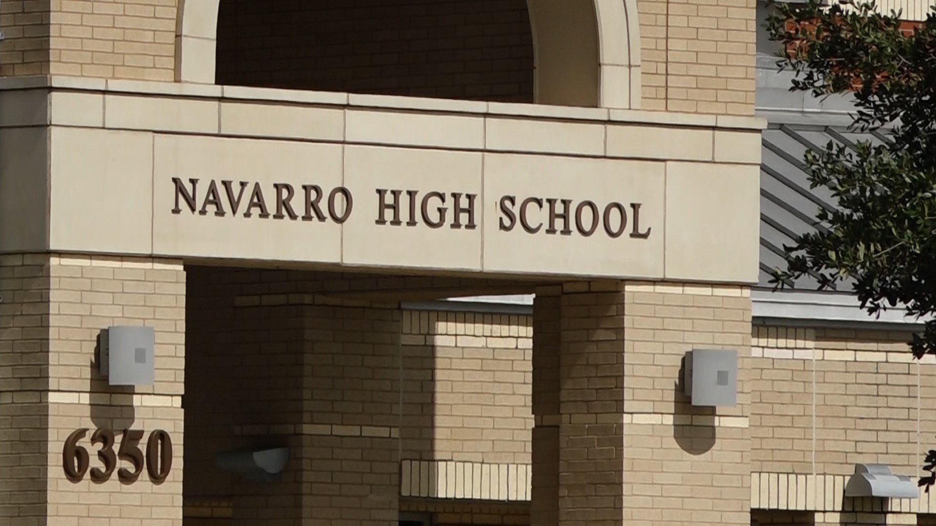 Navarro ISD announces 18 coronavirus cases, suspends football until ...