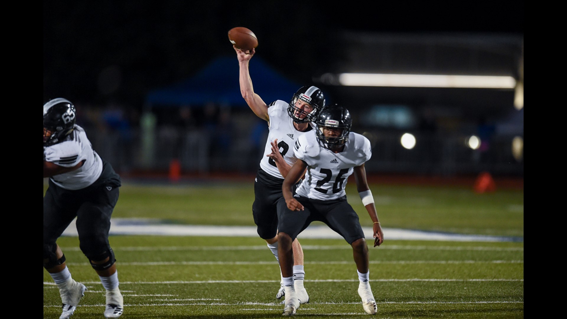 PHOTOS: Steele tops New Braunfels at Unicorn Stadium | kens5.com