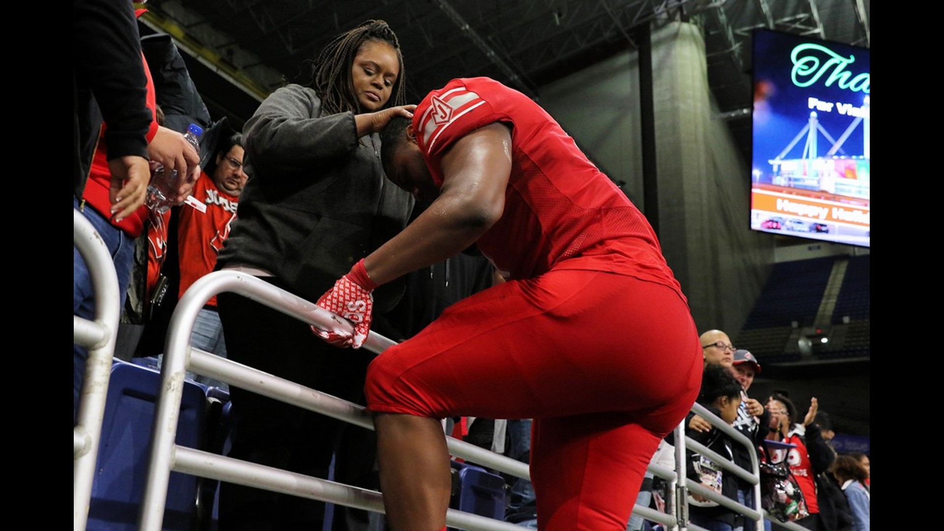 PHOTOS: Judson Rockets fall to Austin Lake Travis Cavaliers 38-21 ...