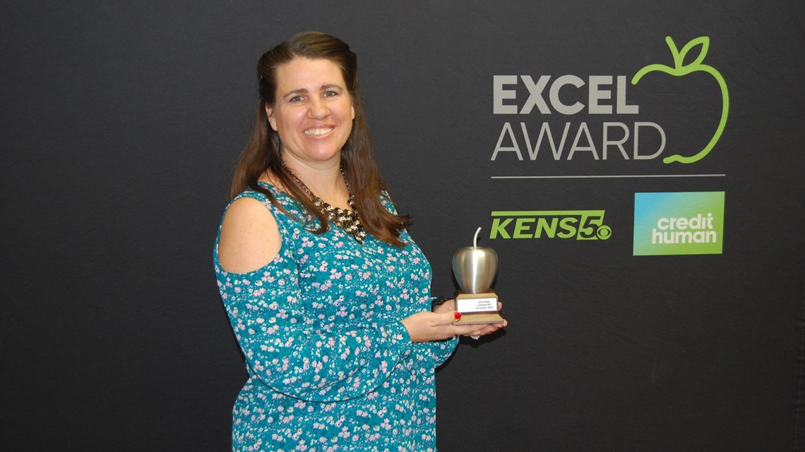 Jaime Ryan wins EXCEL Award for Lackland ISD | kens5.com