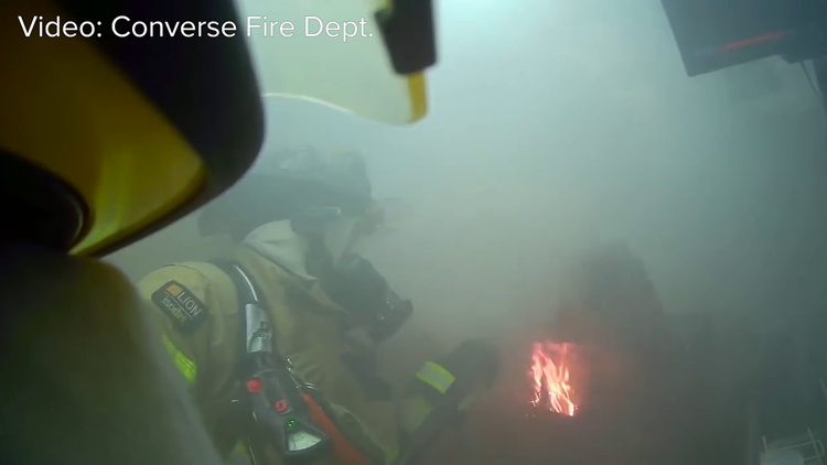 WATCH: Firefighters in Converse put out fire at McDonald's | kens5.com