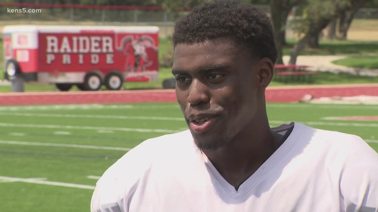 Taft running back amasses more than 300 yards to carry team to victory ...