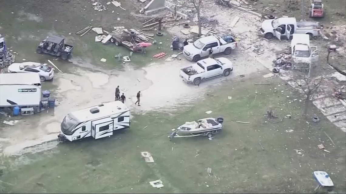 Stolen RV recovered at site of deadly Texas explosion | kens5.com