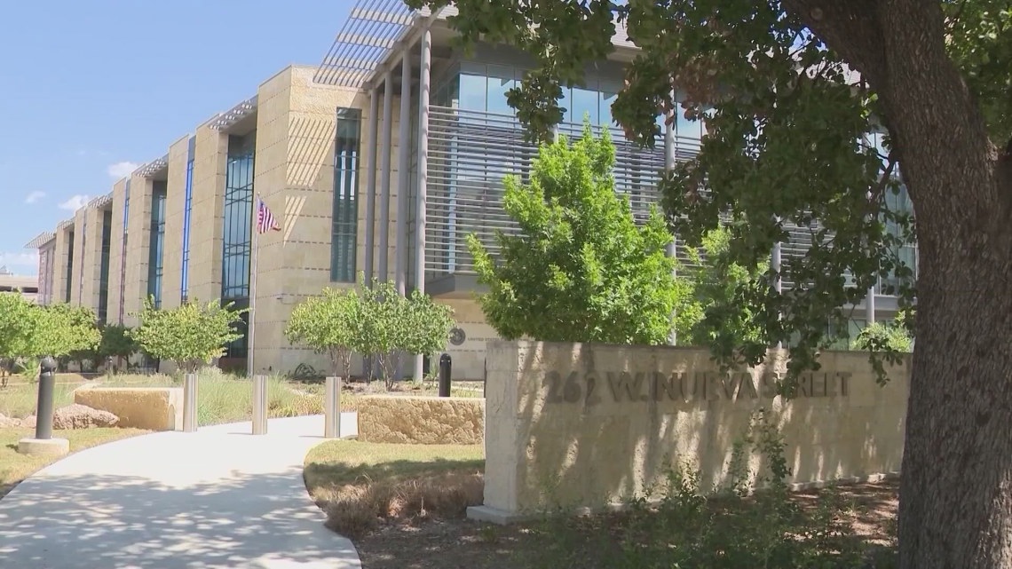 Texas families challenge SB 10 over classroom Ten Commandments displays ...