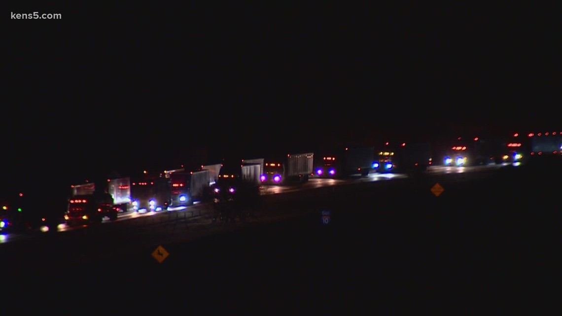 Kerrville accident on icy roads causing miles of traffic | kens5.com