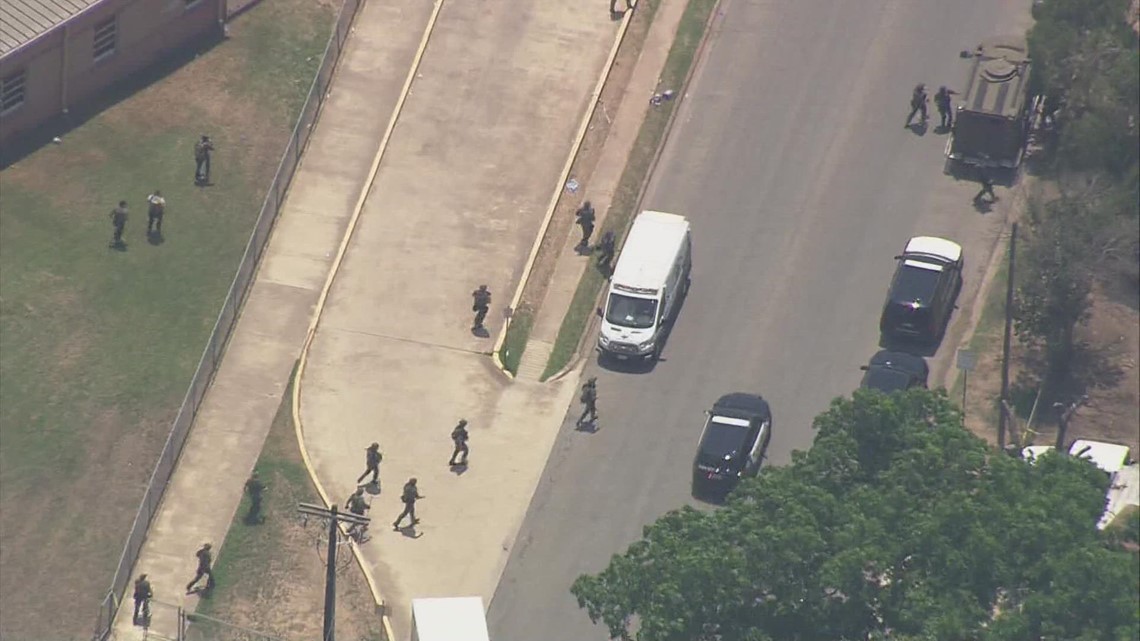 Many left still questioning UCISD police chief's response to elementary ...
