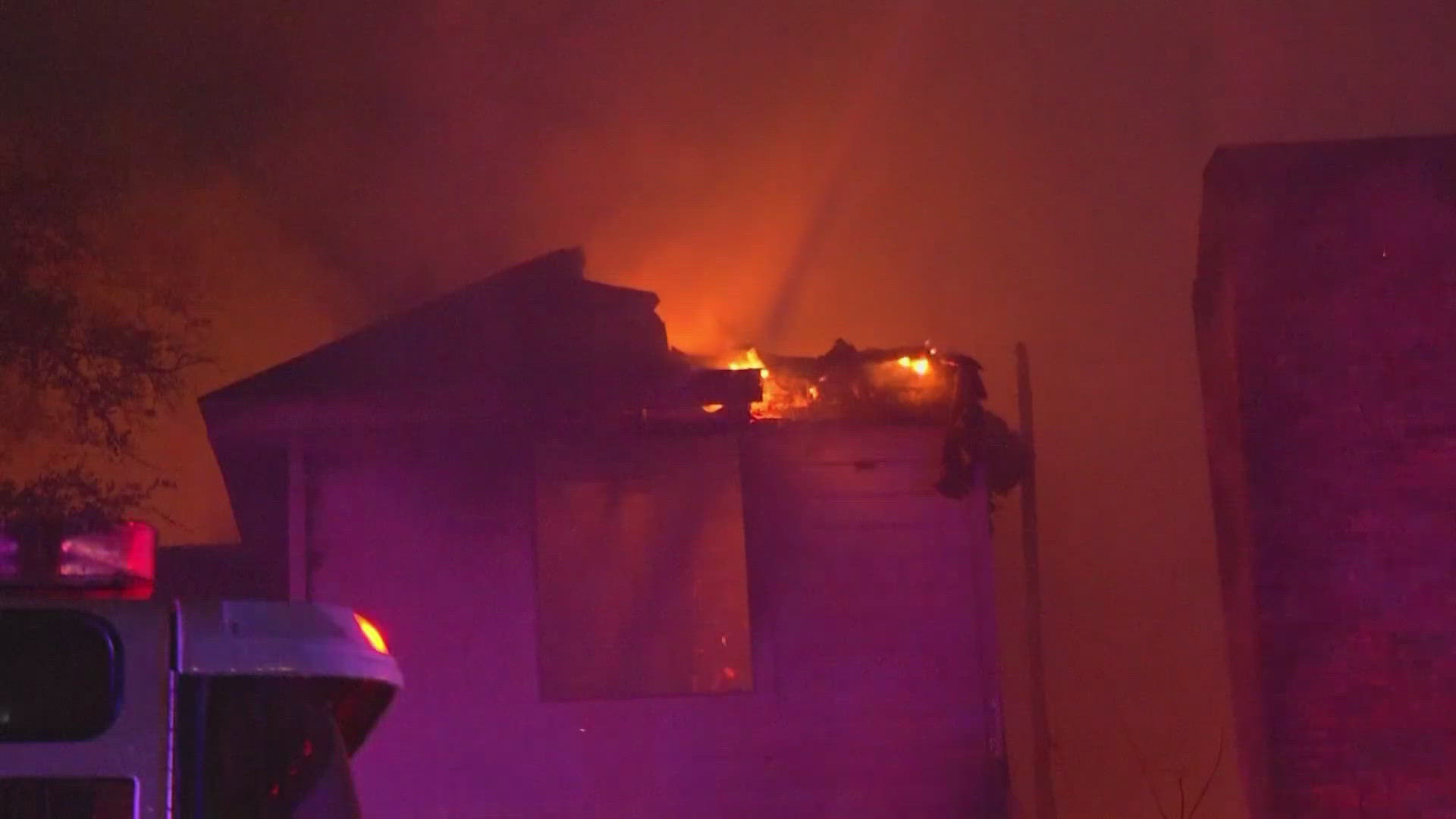 Fire destroys home on north side; residents escape safely | kens5.com