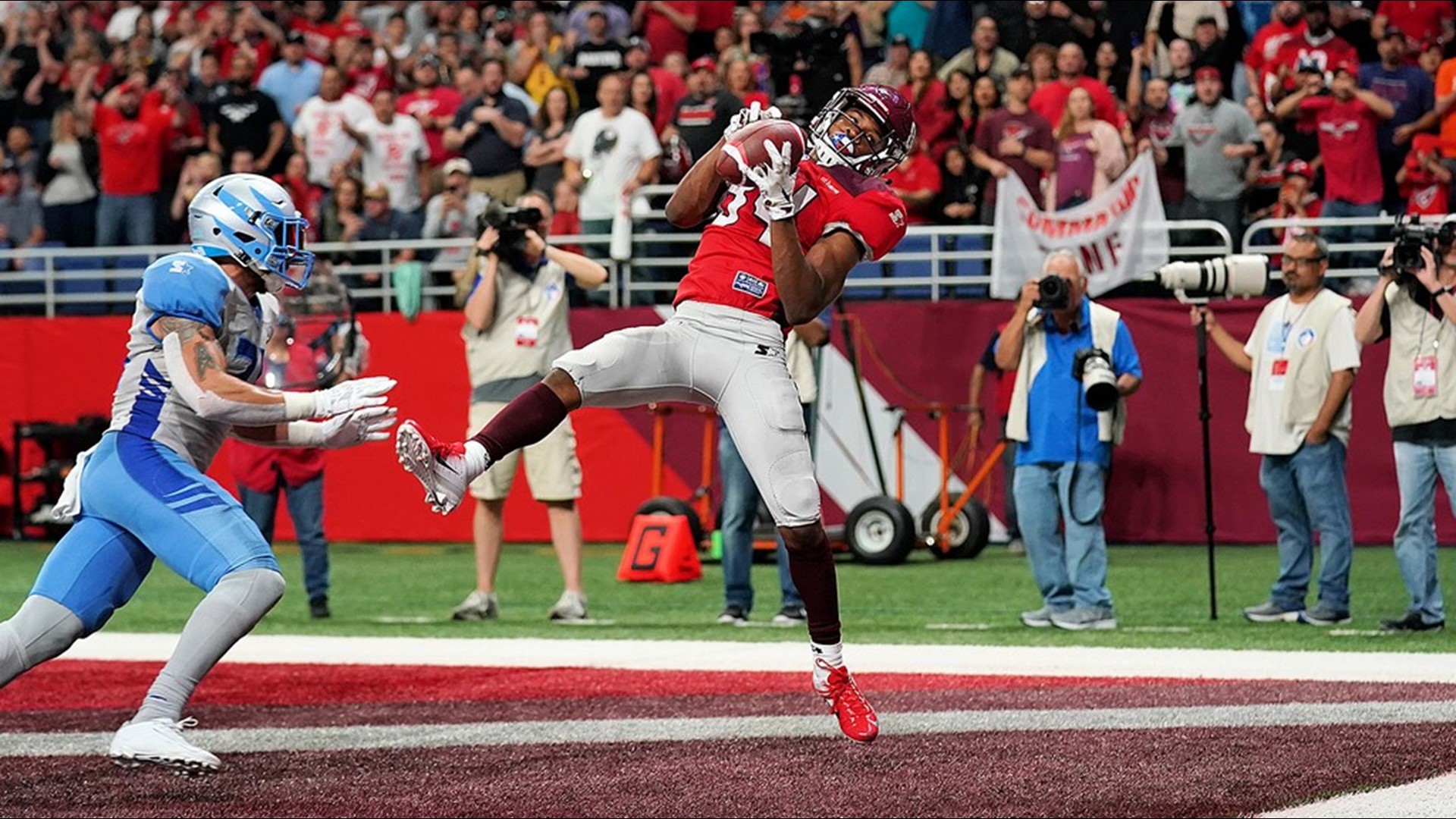 Backup QB Williams leads Commanders to hard-fought 19-15 win over ...