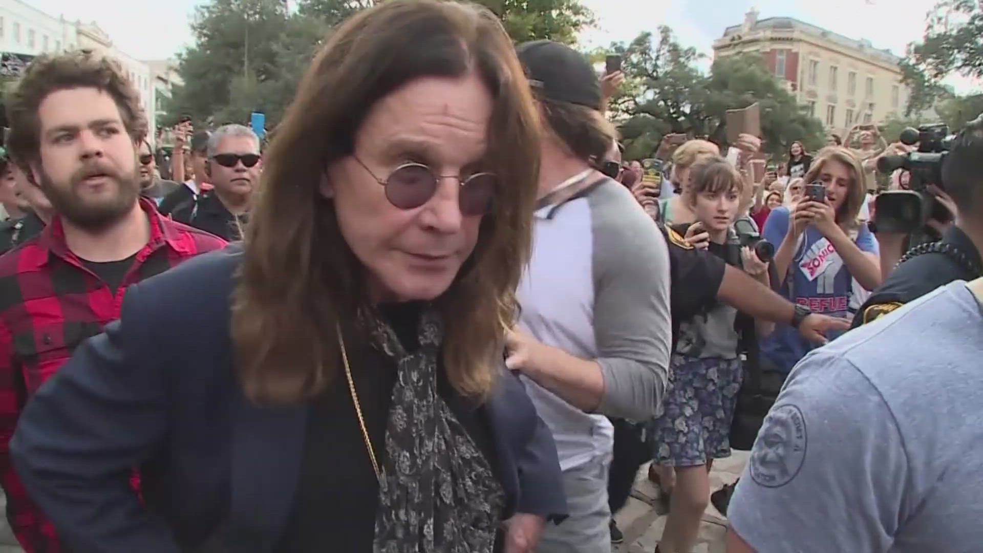 Ozzy Osbourne's Alamo incident remembered | kens5.com