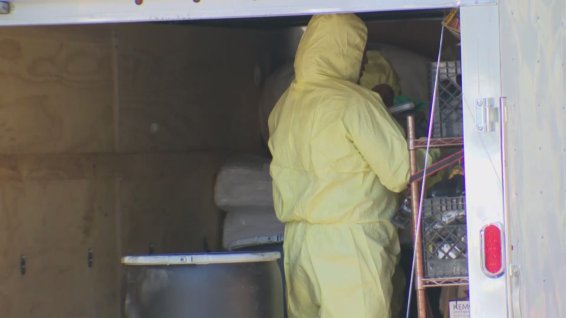 Two baby boys with same name born minutes apart at same hospital ...