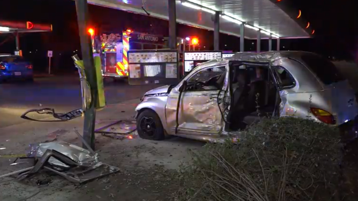 Unlicensed driver crashes into Sonic Drive-In stall | kens5.com