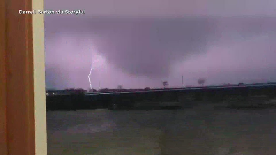 Video shows insane lightning show near funnel cloud in north Texas ...
