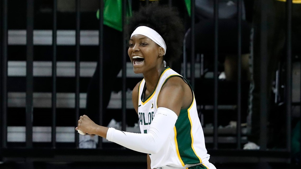 NaLyssa Smith continues to shine for South Texas, eyes 2021 | kens5.com