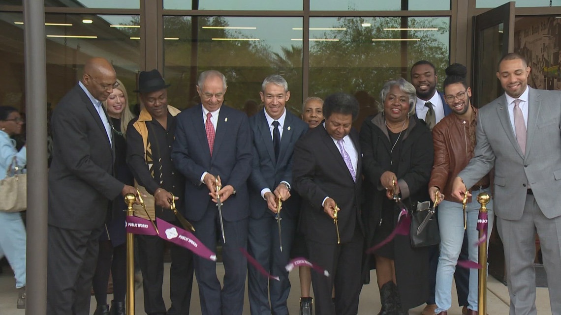 Ribbon cutting ceremony held for Zernona S. Black Community Center ...
