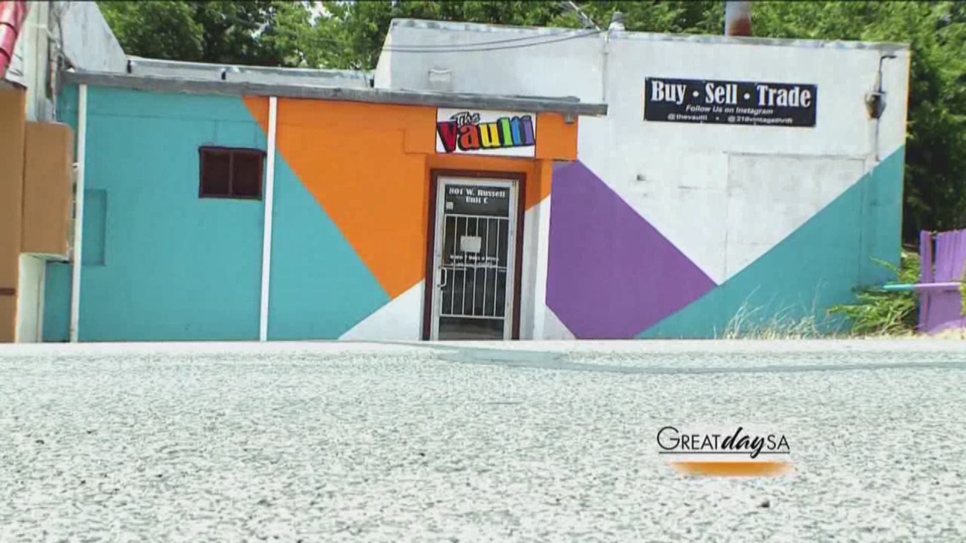 The Vaulti Vintage Thrift | kens5.com