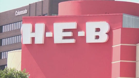 H-E-B fined nearly $18,000 after 2025 death of San Antonio warehouse ...
