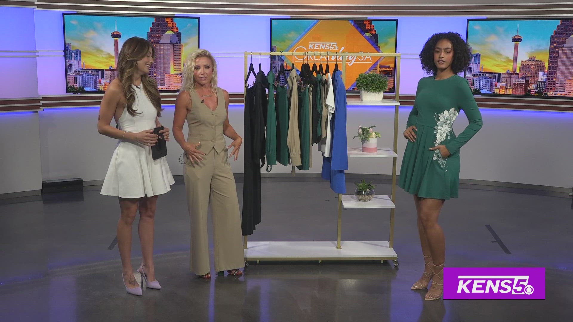 Legendary San Antonio news anchor Deborah Knapp announces retirement ...