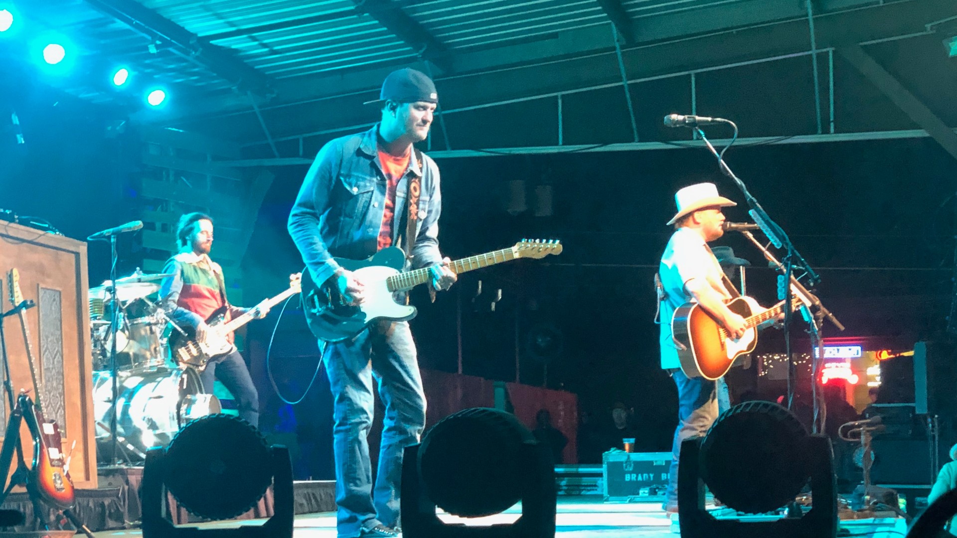 Whataburger's special announcement? Custom Justin boots! | kens5.com